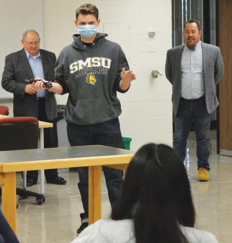 Talking state politics | News, Sports, Jobs - Marshall Independent